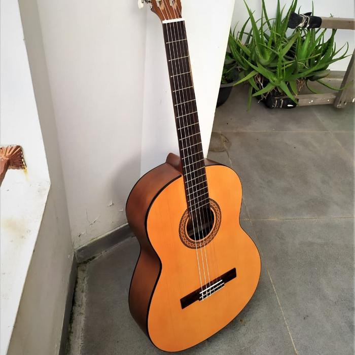 Jual Gitar Klasik Nilon Natural FREE TAS dan PICK - Jakarta Utara - as ...