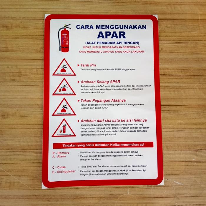 Jual STIKER K3 RAMBU SAFETYCARA PENGGUNAAN APAR UK 20X30CM RAMBU K3 ...