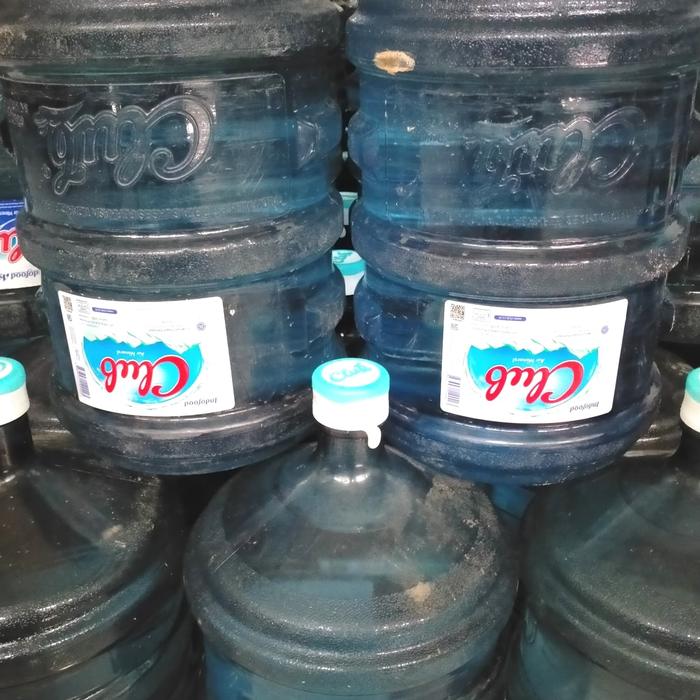 Jual Club Galon dan isinya 19 liter | Air Minum Mineral Kemasan Galon ...