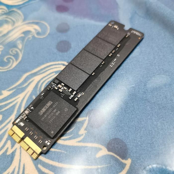 Jual APPLE SSD ORIGINAL 512 GB untuk MacBook Pro, MacBook Air - Kota ...