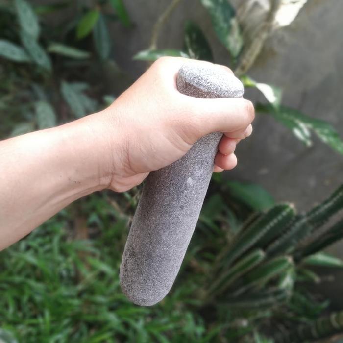 Jual Alu Batu Kali / Tumbukan untuk Lesung aka Lumpang Batu Ukuran 16 ...