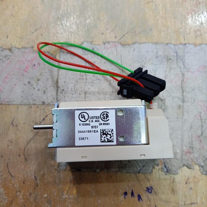 Jual UVT UVR ACB MCCB MN 33671 220Vac SCHNEIDER ORIGINAL - Jakarta ...
