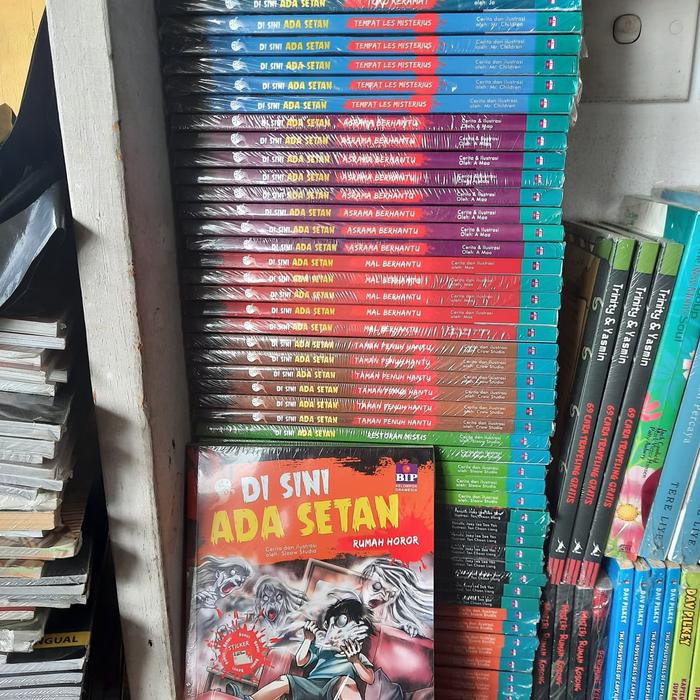 Jual Segel Buku Disini Di Sini Ada Setan Komik Horor Misteri Anak ...