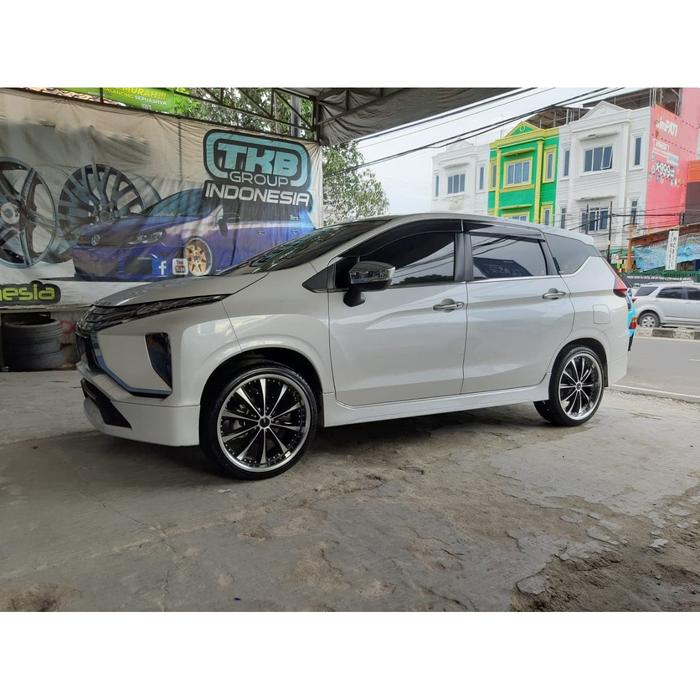 Jual modifikasi mitsubishi Xpander pakai Velg hsr ring 20 Foxy lebar 85 ...