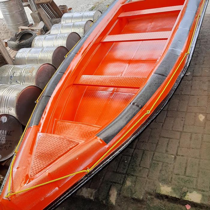 Jual Perahu mesin fiberglass, perahu memancing, perahu sar rescue fiber ...